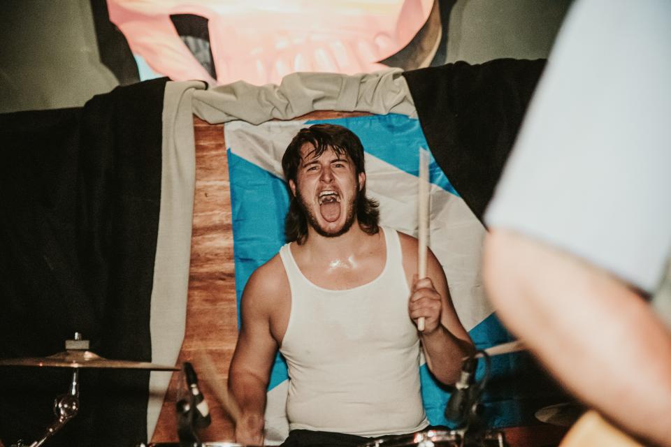 Milwaukee Musician Set to Join Weezer on Summer Tour Thanks to TikTok ...